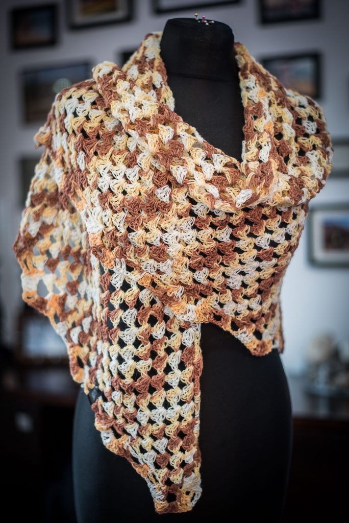 Chusta Virus cieniowana morska wzór - CraftDNA - etole ślubne, chusty ...